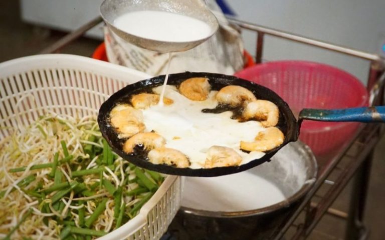 Cách pha bột bánh xèo giòn lâu, chuẩn vị tại nhà – Paradise Food