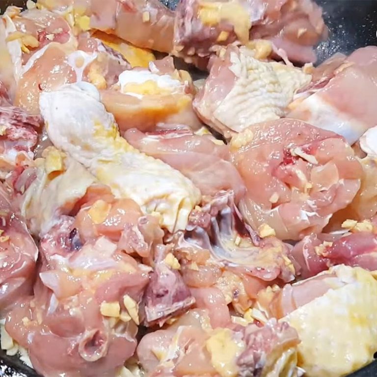 Cách làm gà rang gừng ngon chuẩn vị, đơn giản dễ làm – Paradise Food